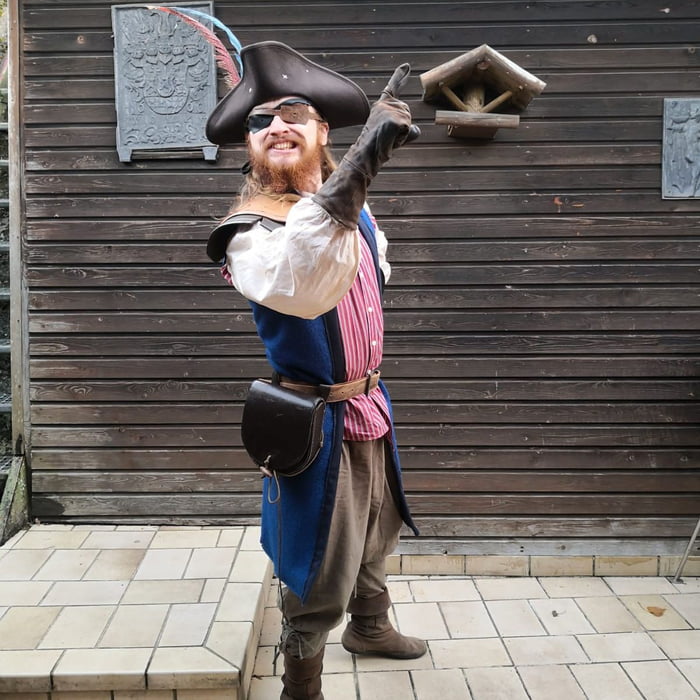 I made a Capt'n Villads cosplay from the Netflix Series The Dragon ...