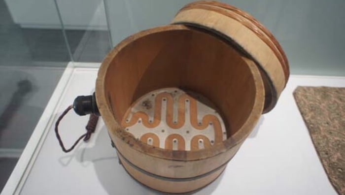 Sony was founded in 1946. This electric rice cooker was their first ...