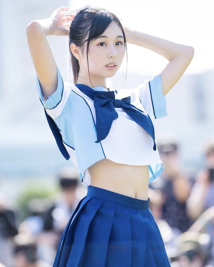 Your daily dose of a Japanese JK - 9GAG