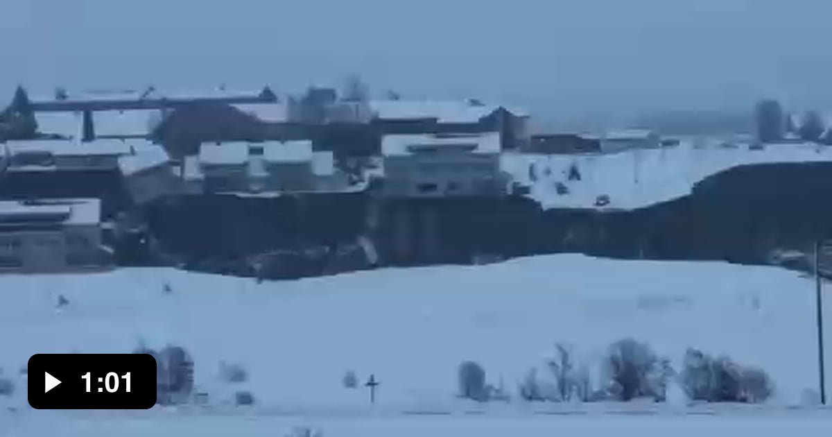 Imagine waking up seeing this. Huge landslide today in Gjerdrum, Norway ...
