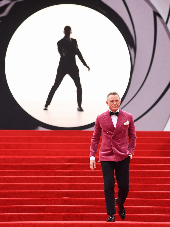 Goodbye, Mr. Bond - 9GAG