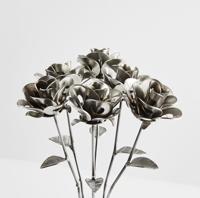 Stainless steel roses - 9GAG