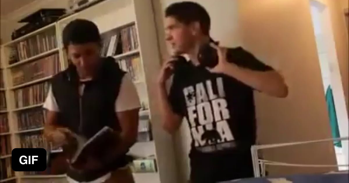 Ronald Flips Out - 9GAG