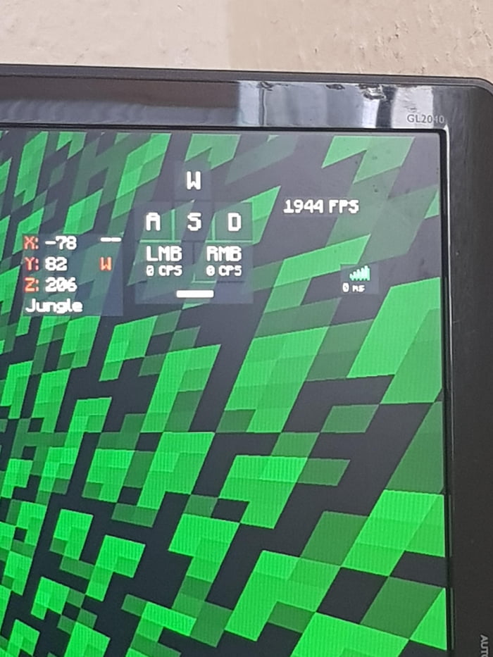 Minecraft at 2000 fps - 9GAG