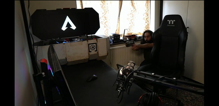 FREEZE, FBI!! - 9GAG