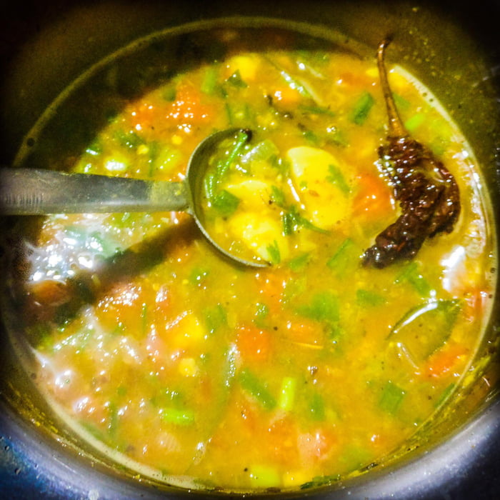 Spring Onions-Potato Daal (lentils prep) - 9GAG