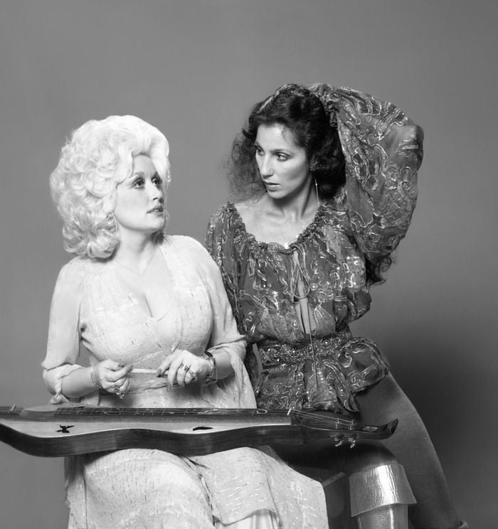 Dolly Parton and Cher 70's - 9GAG