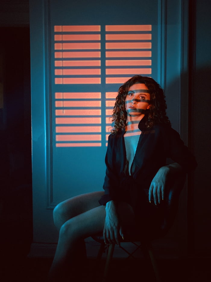 Neo noir vibes - 9GAG