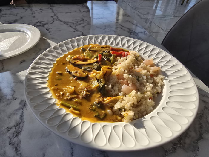 Chicken Curry and Shrimp Fried Rice - 9GAG