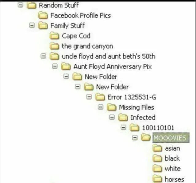 When I name folders... - 9GAG