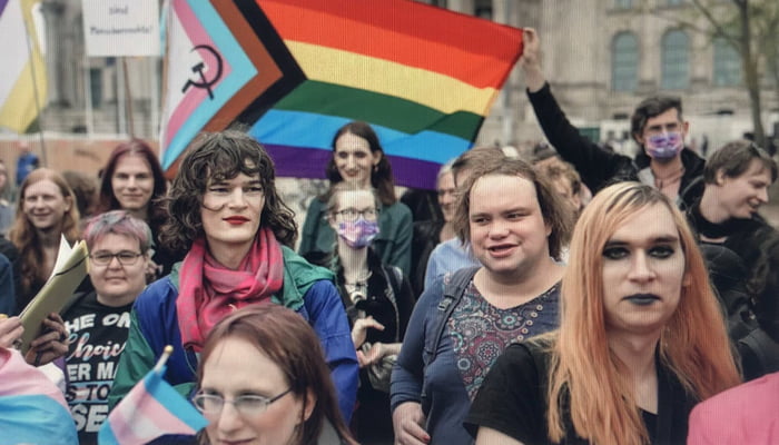 The Modern Audience - 9GAG