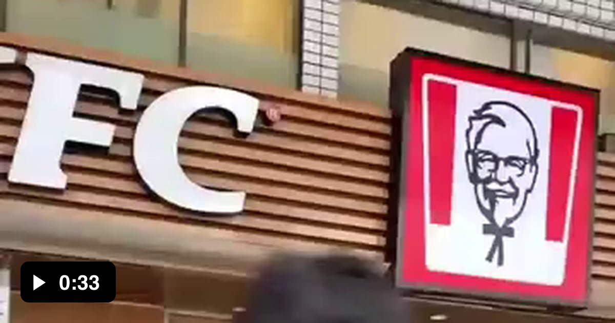 KFC gaslighted an entire country into eating fried chicken on Christmas. - 9GAG