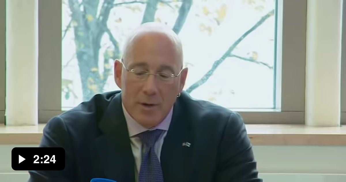 Former U.S. Ambassador to Finland Bruce Oreck talking about sauna - 9GAG