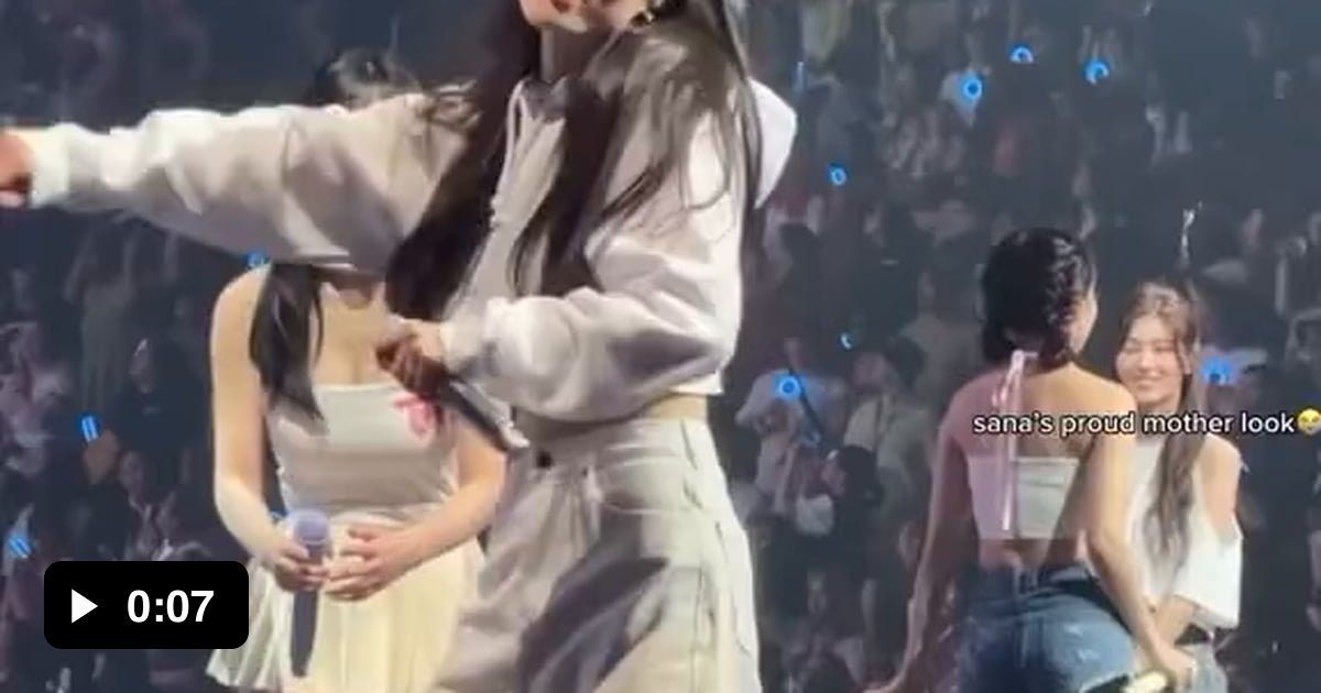 Ada yang tau siapa nama cewek yang colok pantat pake tu jari? Kok cakep.. gue selama ini cuma ...