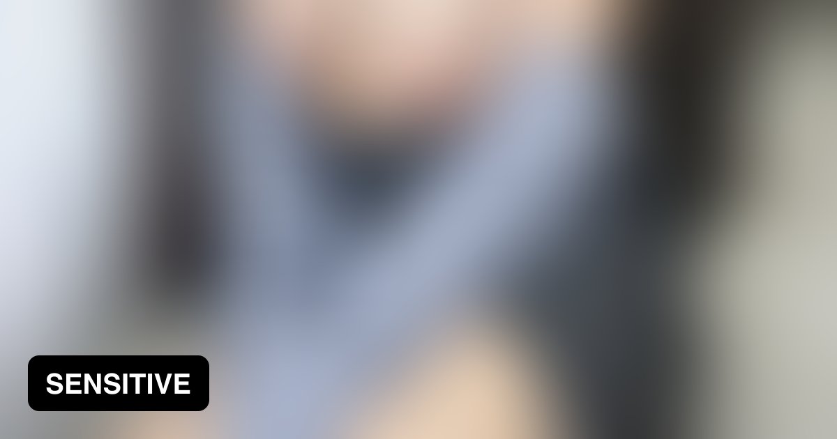 POV: the moment you walk into your asian neighbor’s room and she’s waiting - 9GAG