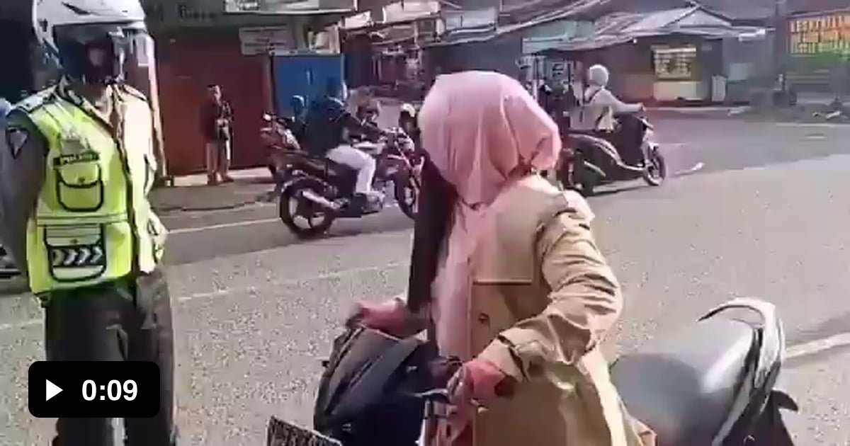 Her power is absolute - 9GAG