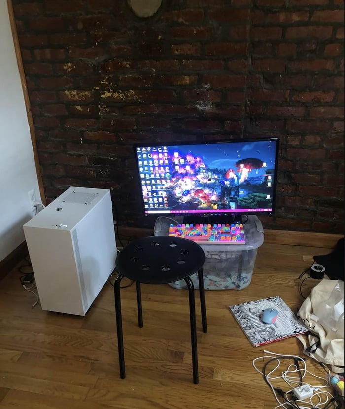 Advice on gaming set up? - 9GAG