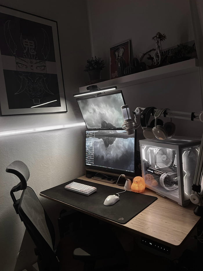 Current setup, thoughts? - 9GAG