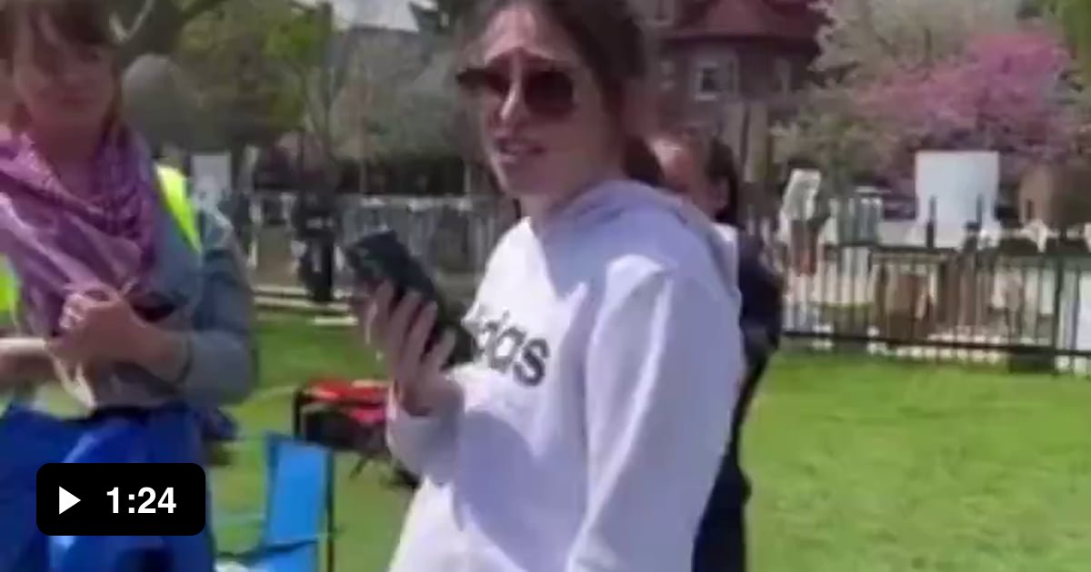 Isnotreali Karen using her victim card in the most cringe of ways. - 9GAG