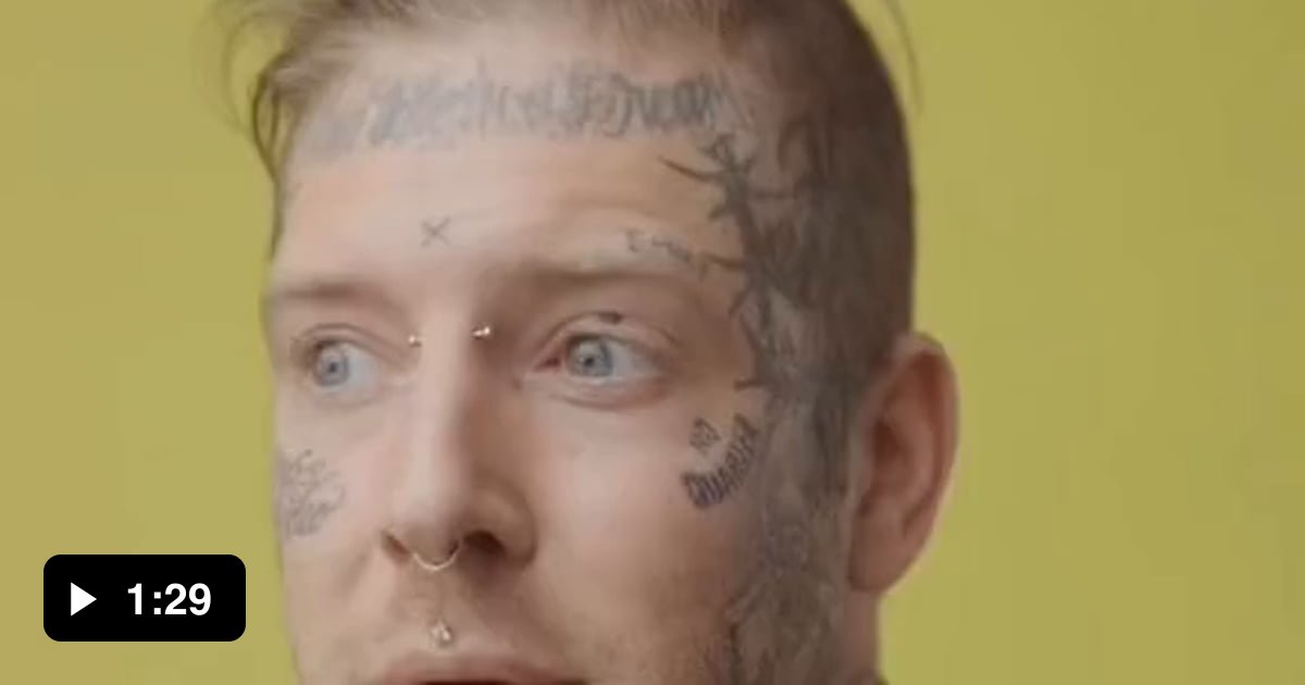 Rapper Tom Macdonald - 9GAG