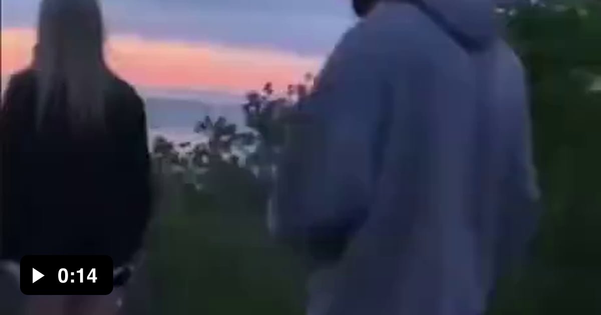 A proposal by the beachside - 9GAG