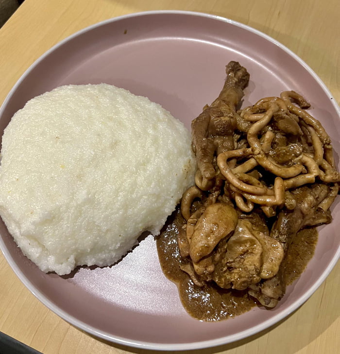 Vhuswa, mala, tshivhindi and khwanda for dinner - 9GAG