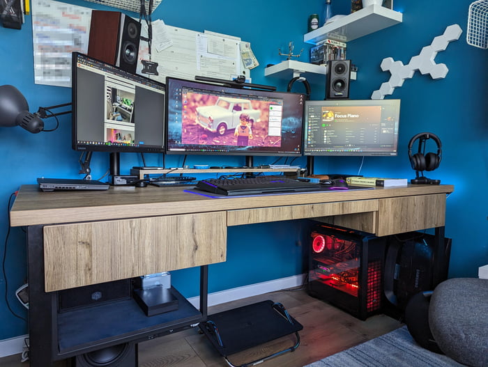 Slightly updated setup - 9GAG