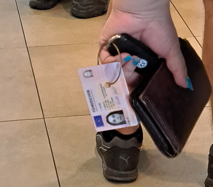 How to render your drivers licence invalid in one simple step - 9GAG