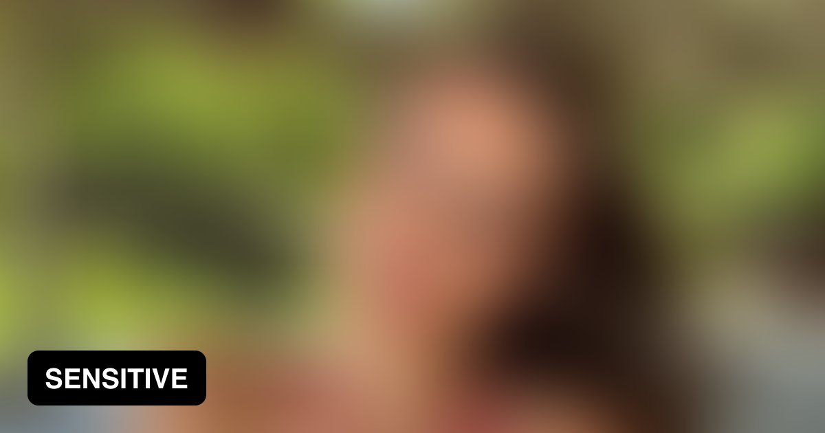 I’d say these qualify as “big?” - 9GAG