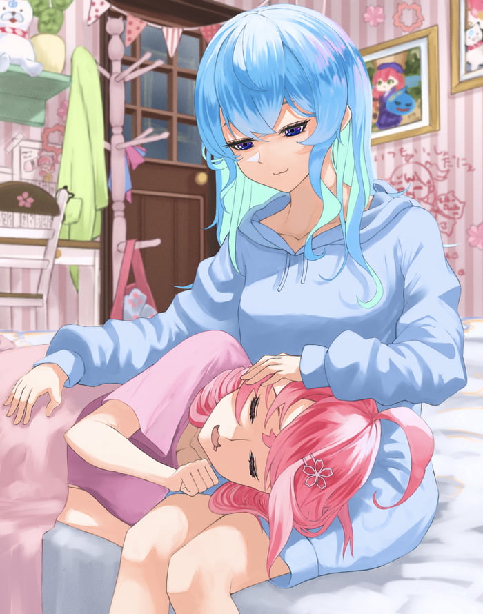 MiComet Lap Pillow - 9GAG