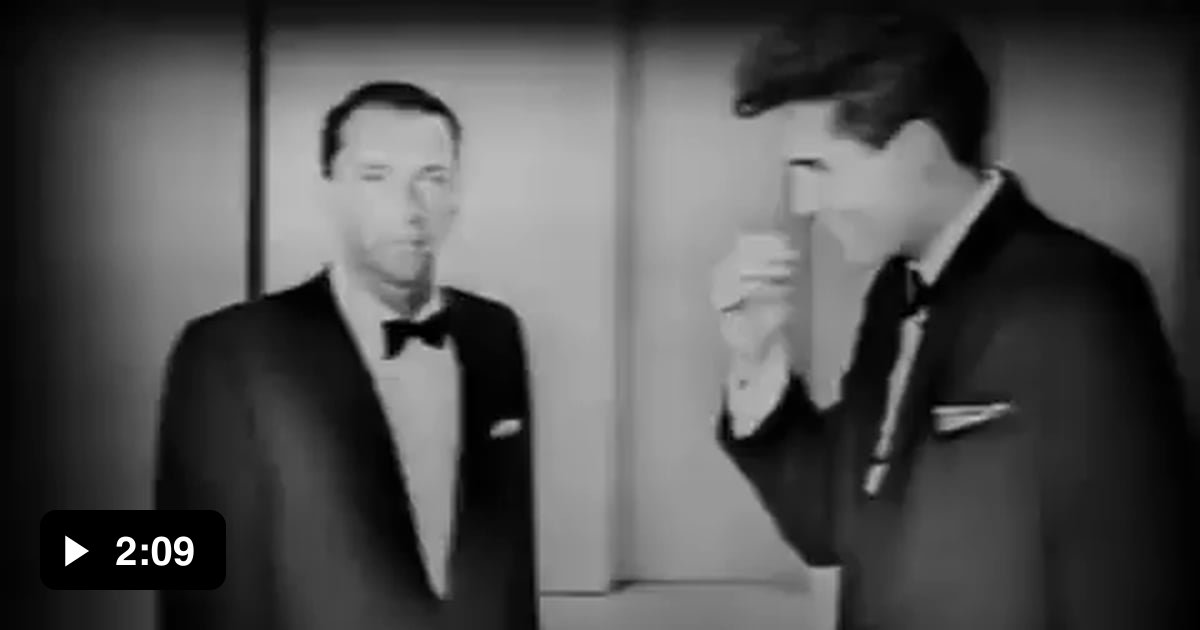 Frank Sinatra and Elvis Presley - 9GAG