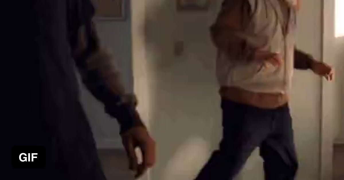 SWAT: get down on your kness! RoN npcs: - 9GAG