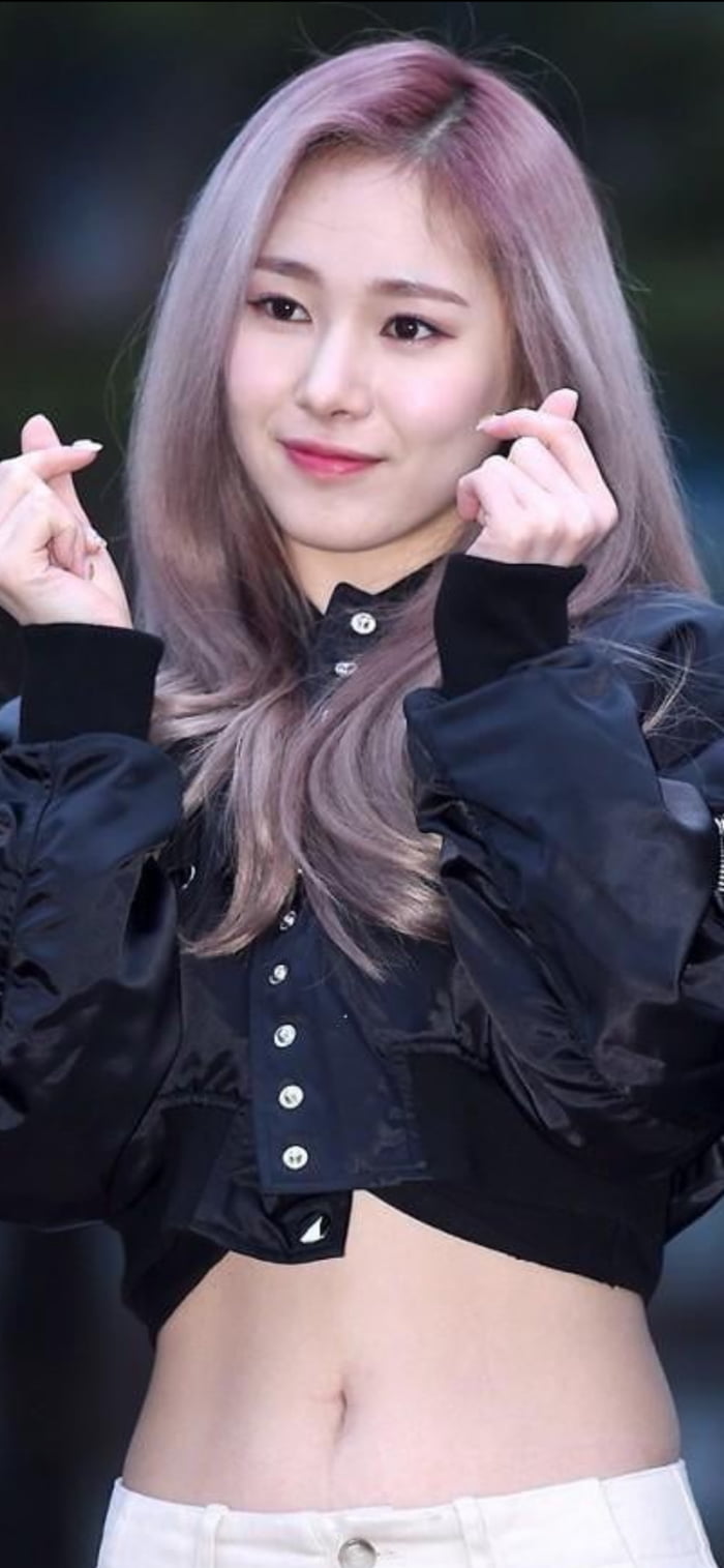 Han Eun Ji (Mia) - Everglow - 9GAG