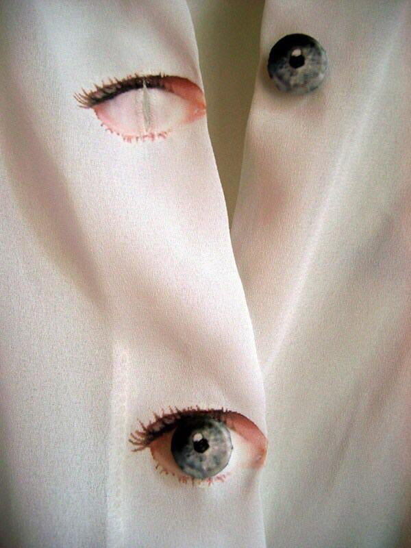 This shirt with eyeball buttons and eye socket button holes. - 9GAG