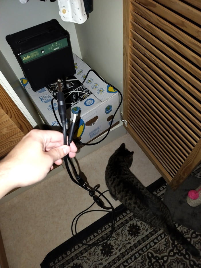 Guys i did use the random box of electronics. Guess where i need this ...