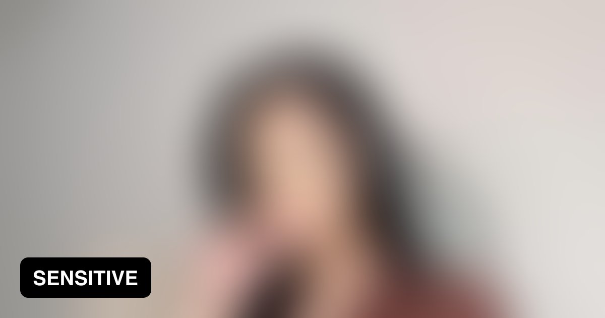 Latinas got the full package - 9GAG