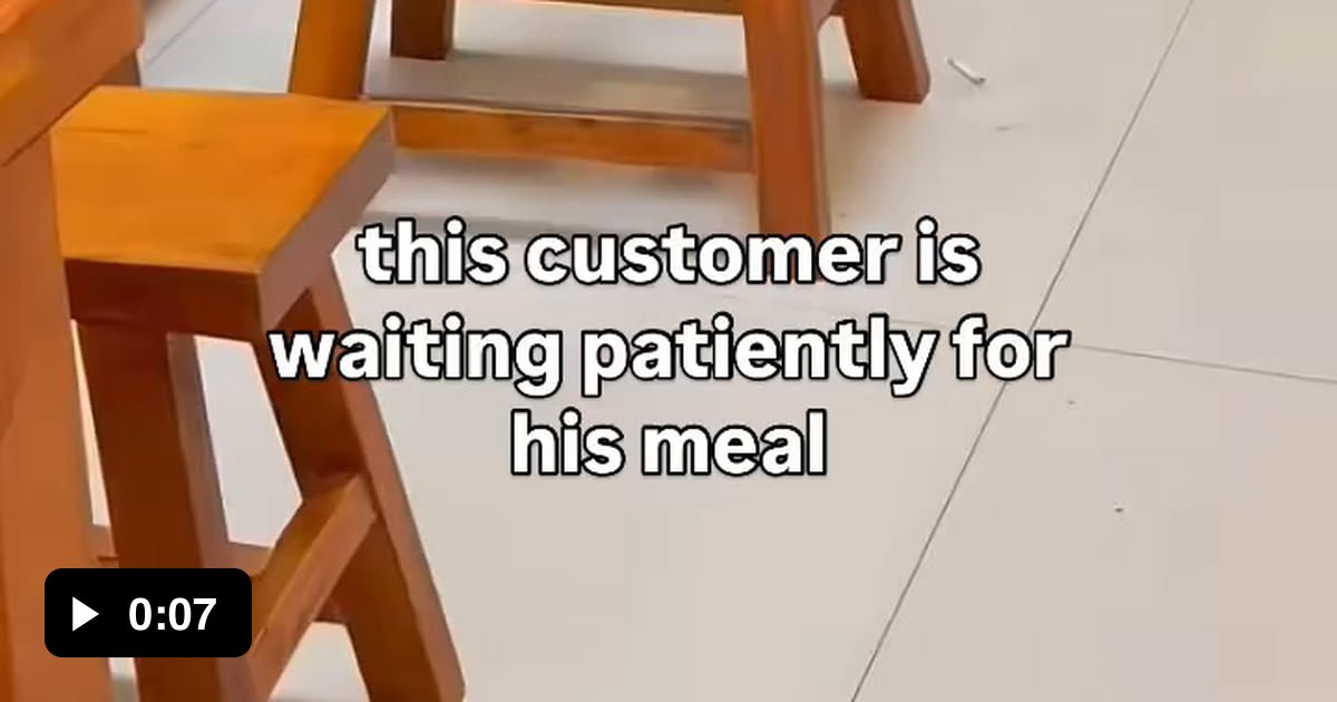 Table for one, please. And make it snappy - 9GAG