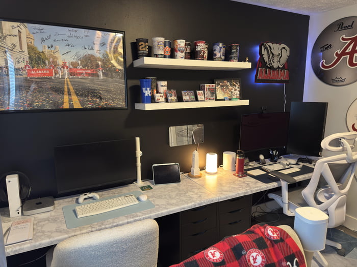 His/Her Gaming and Office Setup - 9GAG