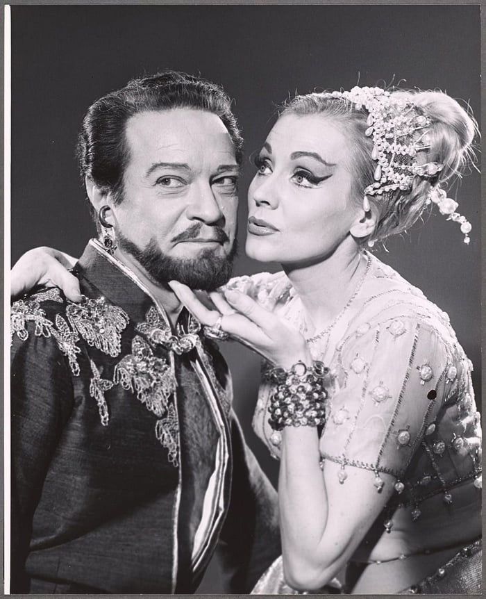 Alfred Drake and Anne Jeffreys - promo shot for Kismet revival (1965) - 9GAG