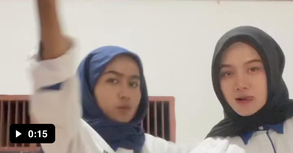 Yg jilbab itam bolehlahh - 9GAG