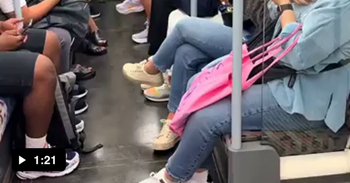 That dude totally outsmarted everyone sitting on the bench! - 9GAG