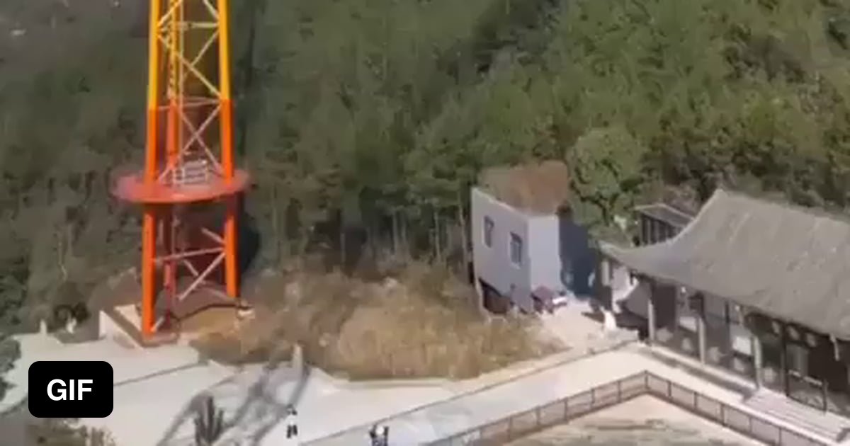 Now thats a swing - 9GAG