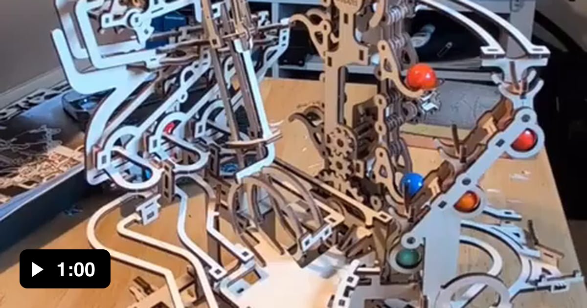Mechanical marble run by UGears - 9GAG