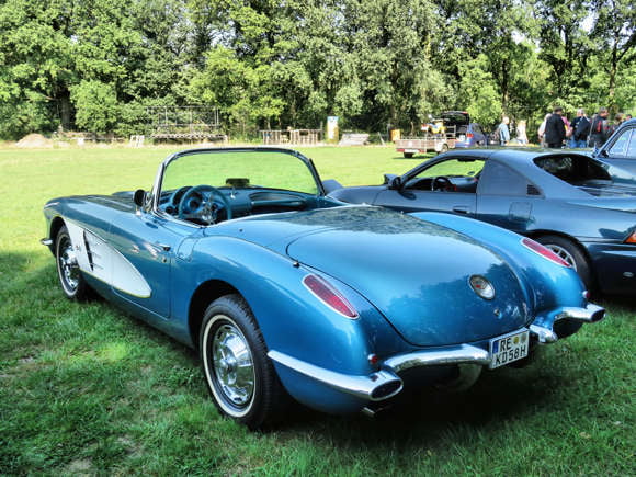 George Barris 1958 Custom Corvette - 9GAG