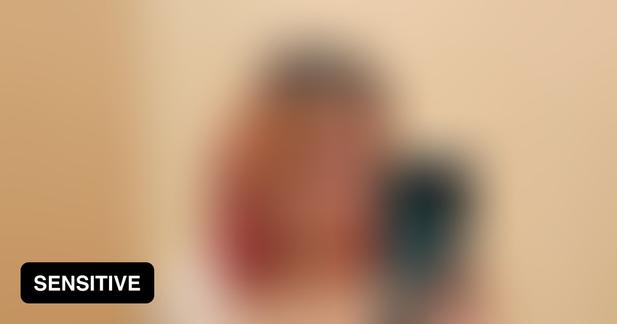 The top is just begging to come down - 9GAG