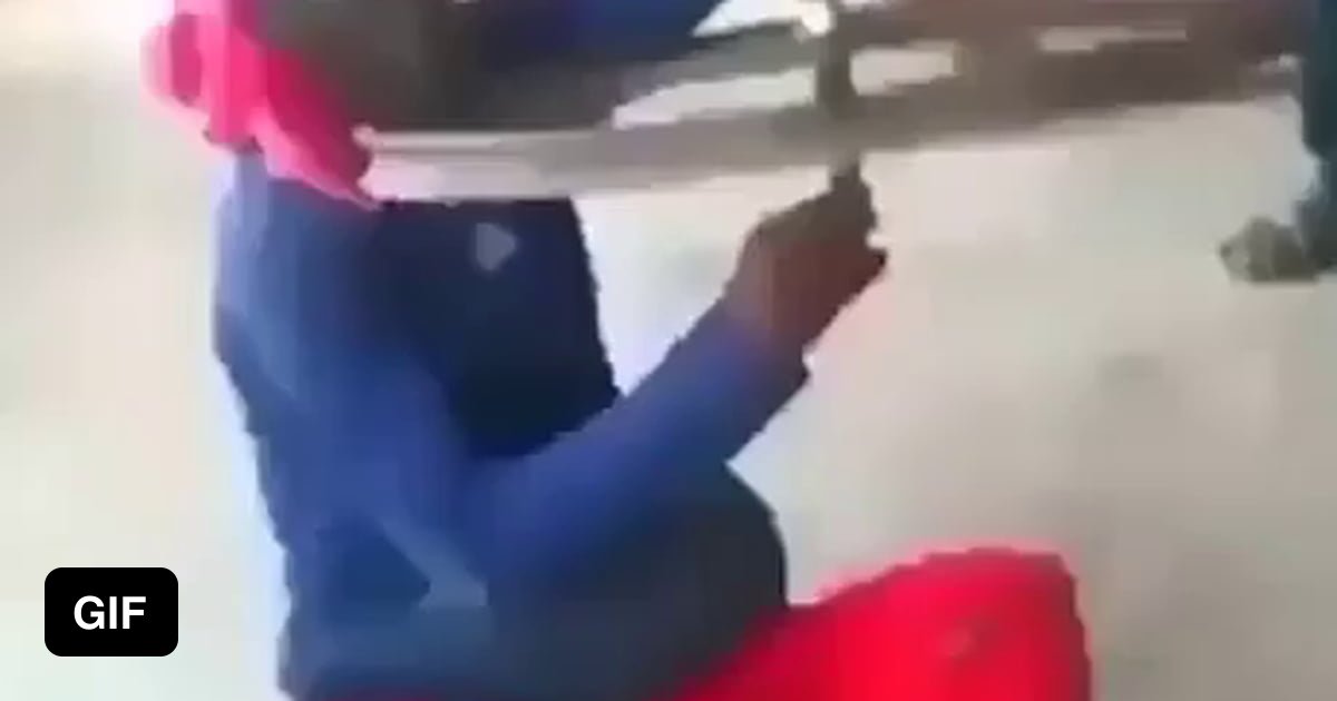 Spinning around - 9GAG