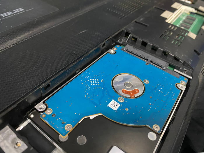 Installed The Hard Drive, Boss! - 9GAG