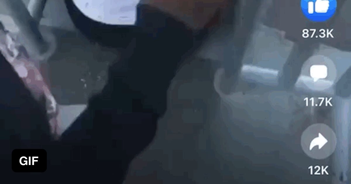 Flipping off a kid… flipping off a slide… - 9GAG