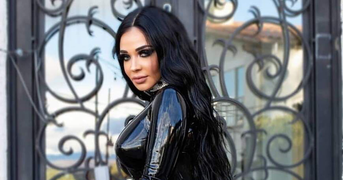 The lovely Ice Queen, ig: icequeenco - 9GAG