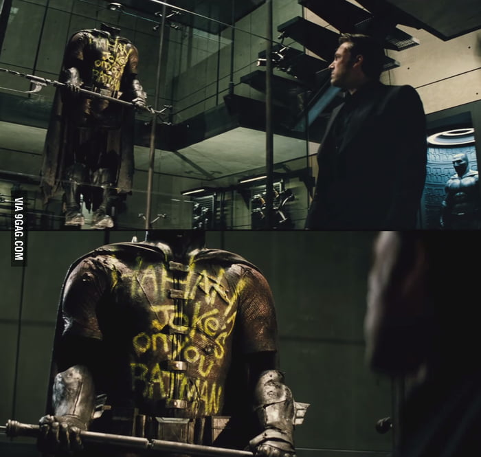 Jason todd's robin suit in Batman v Superman! - 9GAG